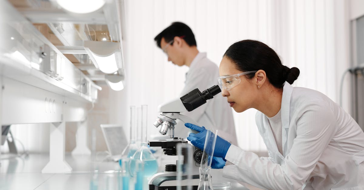 Les géants de la science et leurs innovations emblématiques